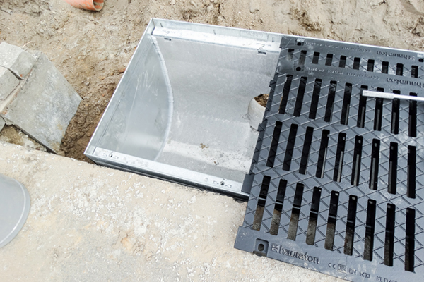 Vezelversterkte betongoot in strijd tegen wateroverlast | Joosten ...