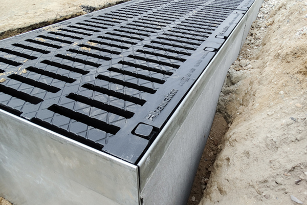 Vezelversterkte betongoot in strijd tegen wateroverlast | Joosten ...